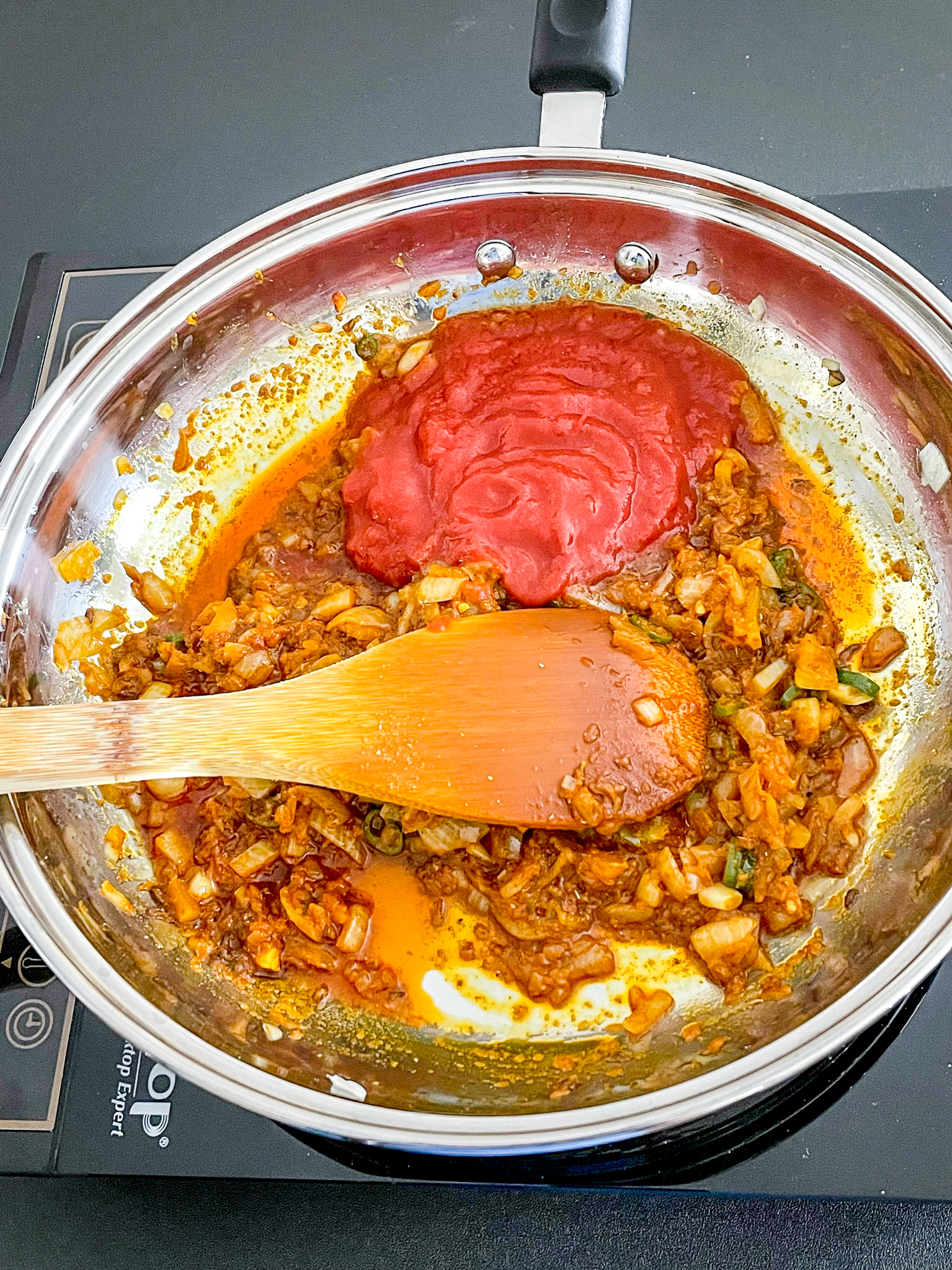 Aloo Gobi - Pakistani Cauliflower and Potato Curry
