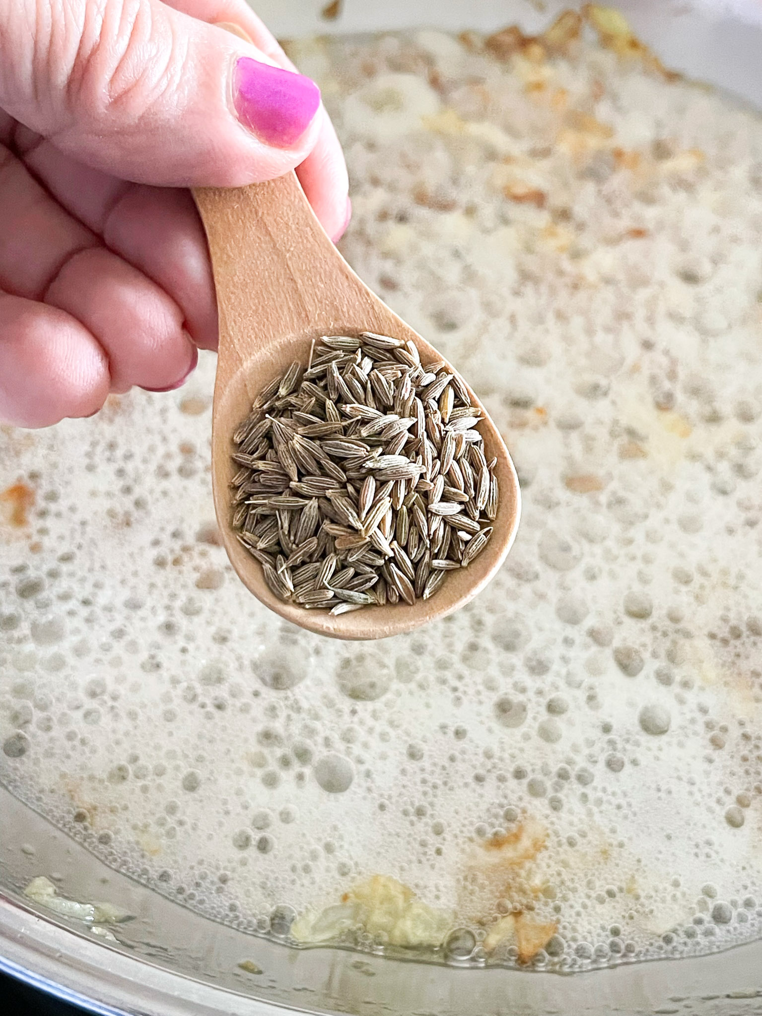 Maash Ki Daal – Creamy Urad Dal Recipe (Pakistani Style)
